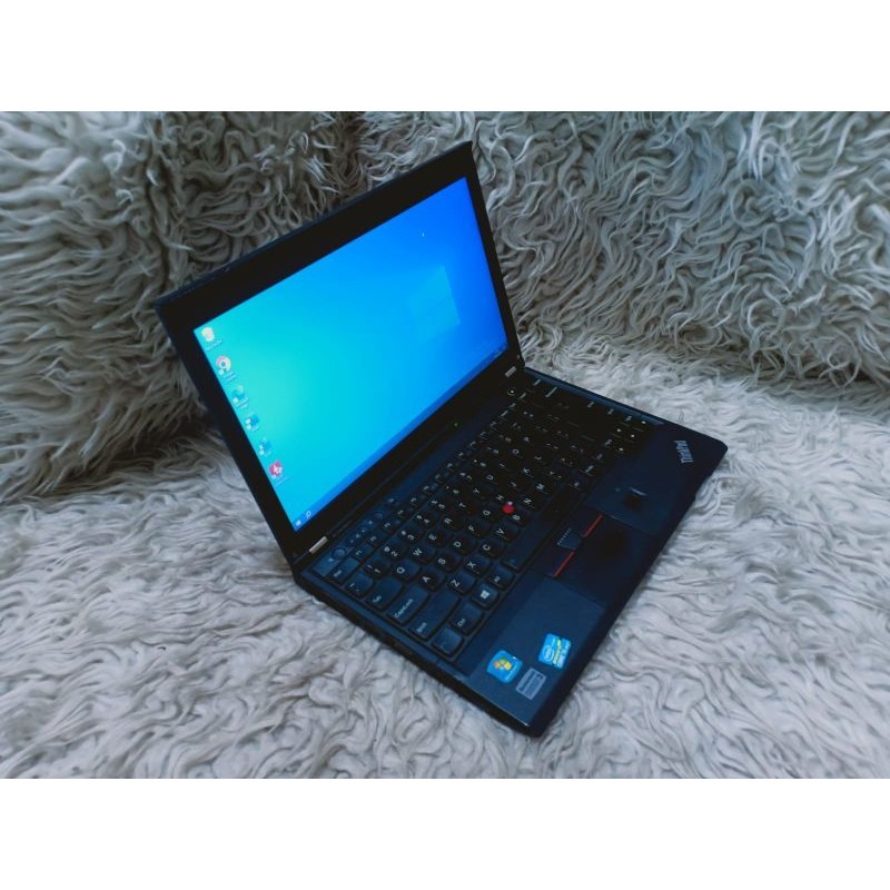 Jual Notebook Lenovo Thinkpad X230 Ram 8gb SSD 256gb core i5 Ngebutttt | Shopee Indonesia
