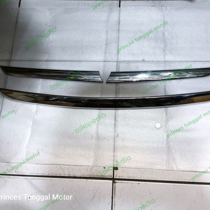 Jual List Griil 2004-2006 Original | Shopee Indonesia
