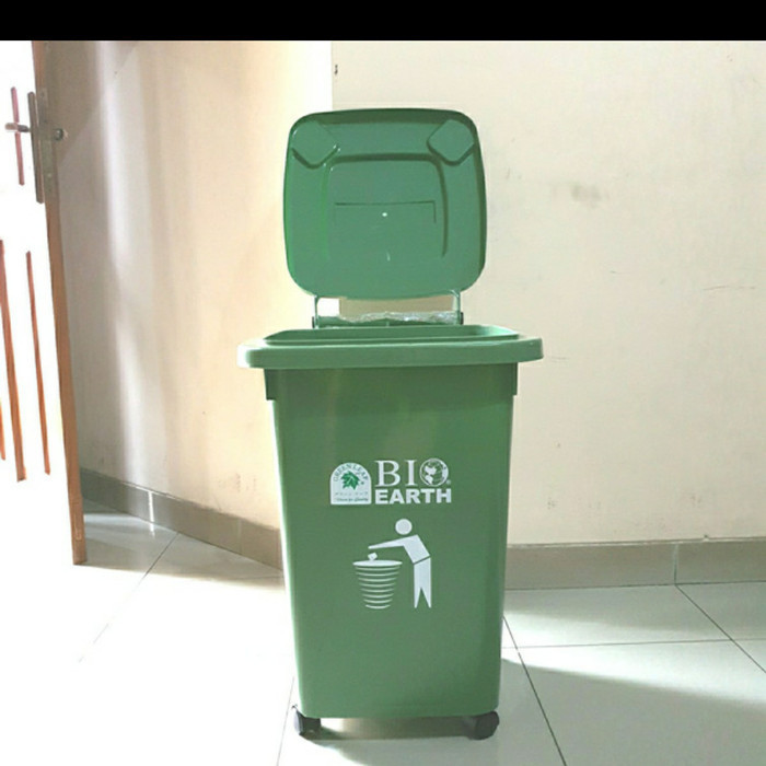 Jual Tempat Sampah Bio 58 Liter Roda Green Leaf 2134Dustbin Roda 58 Liter | Shopee Indonesia