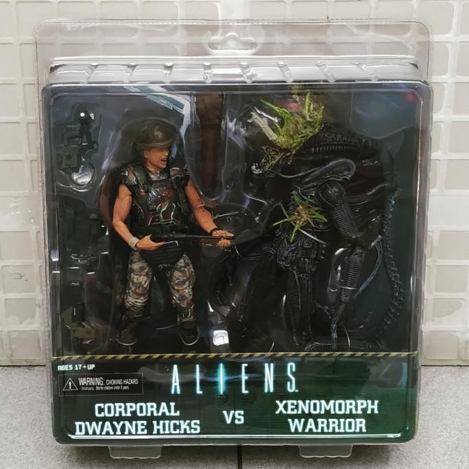 Jual NECA ALIENS 2PACK CORPORAL DWAYNE HICKS & XENOMORPH WARRIOR ALIEN ...