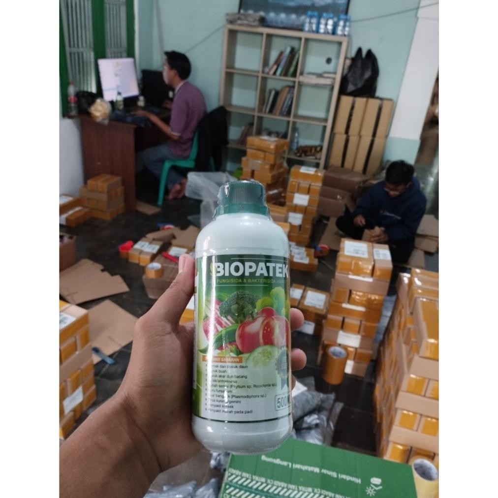 Jual rd-67 PAKET 2 BOTOL Fungisida & Pestisida BIOPATEK & BIOWASIL - Pupuk Organik Cair Tanaman ...
