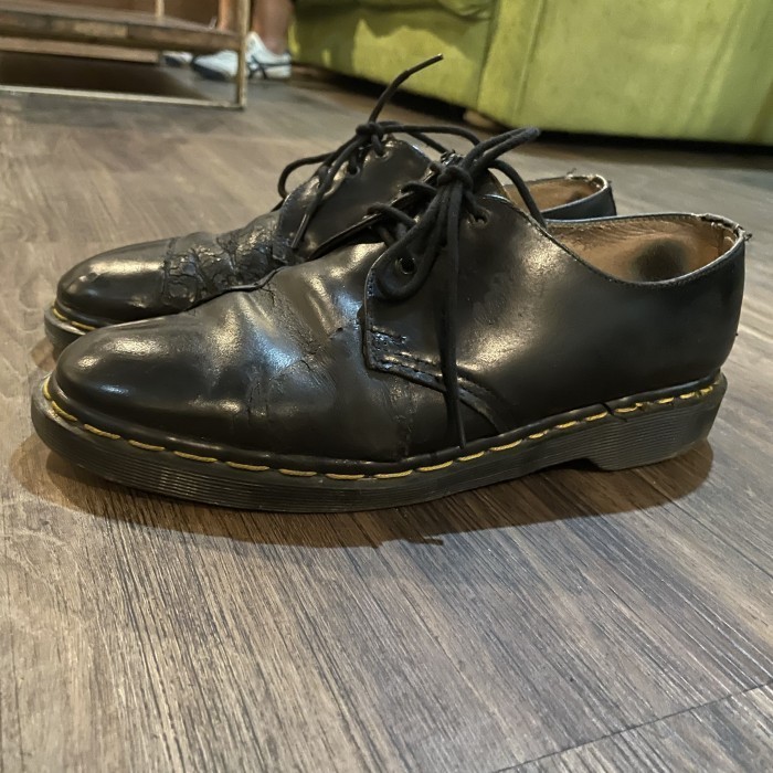 Jual DR MARTEENS MID BOOTS ENGLAND ORIGINAL 3 HOLE DOKMART | Shopee ...