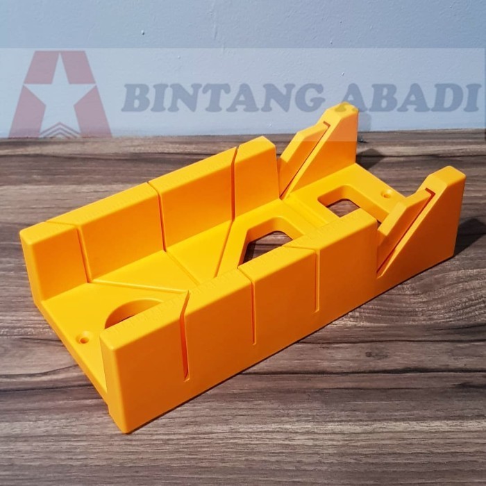 Jual Star Hw Dudukan Gergaji Tangan Manual Figura Adumanis Diy / Miter ...