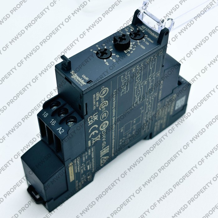 Jual SCHNEIDER RELAY MULTIFUNCTION TIMER 1C O 12 240VAC DC RE17RMMW ...