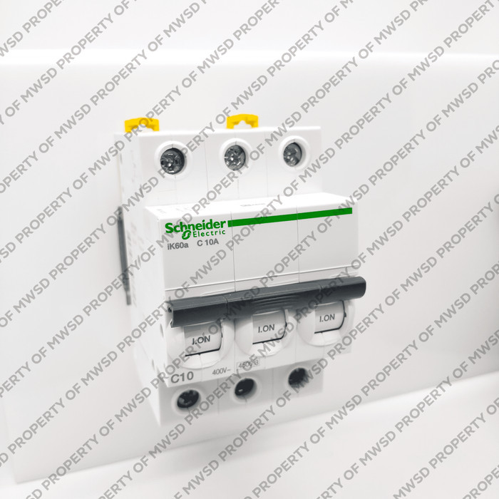 Jual SCHNEIDER MCB 4.5KA IK60A 3P 10A A9K14310 | Shopee Indonesia