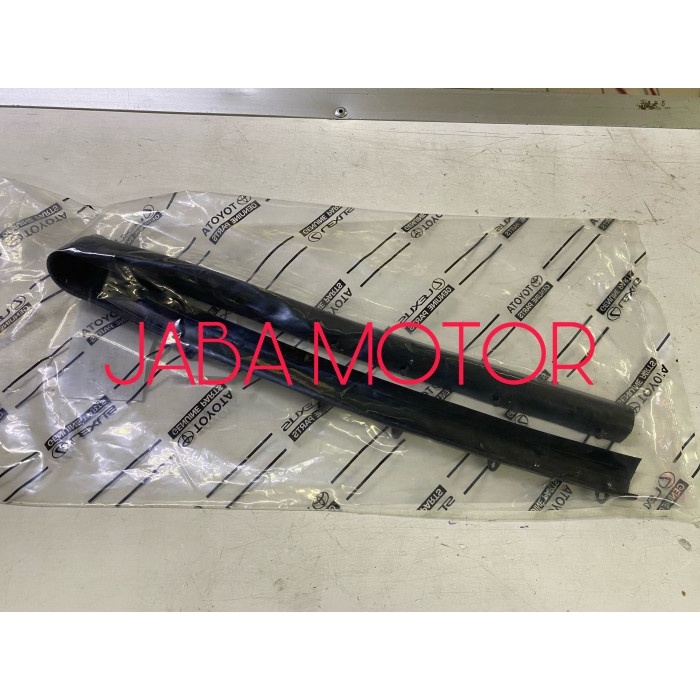 Jual Karet Kap Mesin Innova Reborn Bagian Depan Original Kode Br07 ...