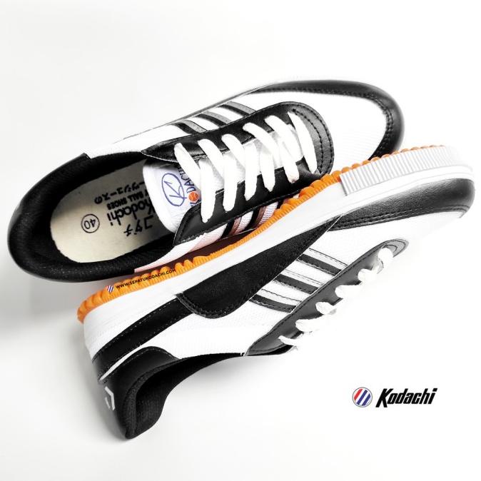 Jual Kodachi 8115 Sepatu Capung Jadul Retro Busa Klasik Olahraga Lari ...