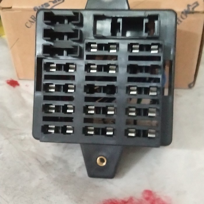 Jual Fuse Box Isuzu Panther / Box Sekring Panter Panther Oem Kode My ...