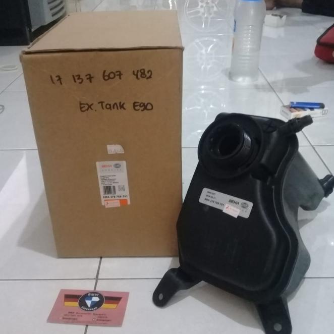 Jual Tabung Radiator Tabung Reservoir Bmw E90 E90 Lci Merk Behr | Shopee Indonesia