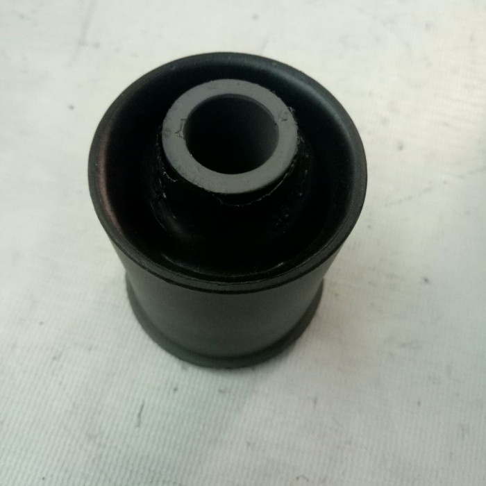 Jual New Bos Sayap Bush Bushing Arm Belakang Avanza Xenia 48704-Bz010 ...