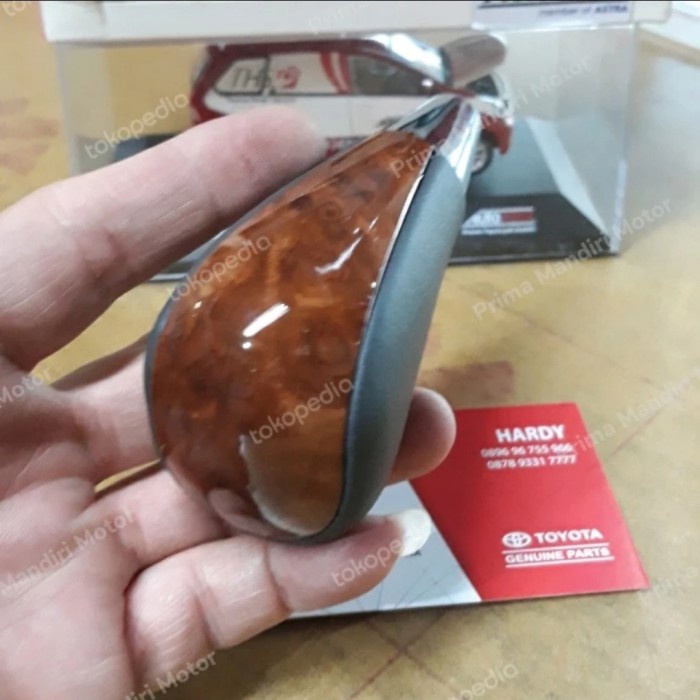 Jual BARU! Knop Perseneling Matic Wood Panel Kulit Abu Grey Avanza ...