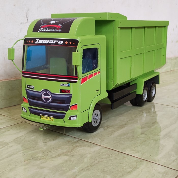 Jual mobil truk oleng kayu tronton dump truk jengat mainan truk pasir ...