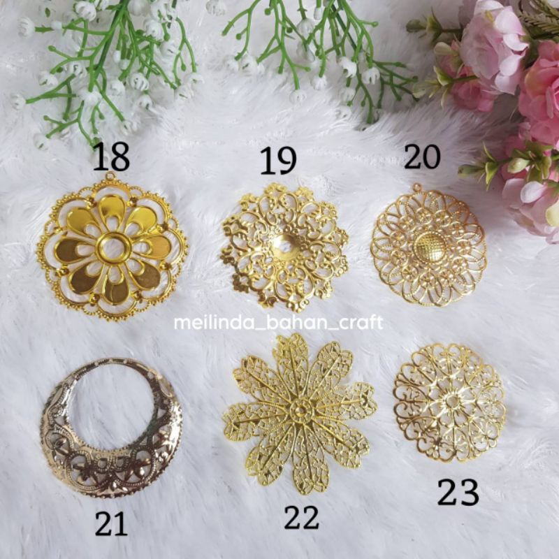 Jual PLAT ORNAMEN BESI UKIR LEMPENGAN HIAS SESERAHAN MAHAR L19 ...