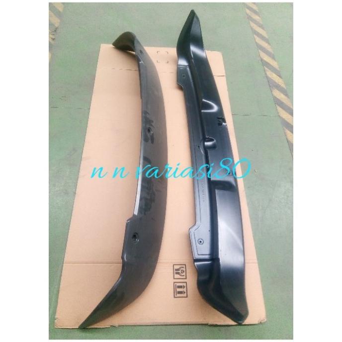 Jual SPOILER TOYOTA INNOVA LUXURY WITH LAMP 2005-2015 MENTAH | Shopee ...