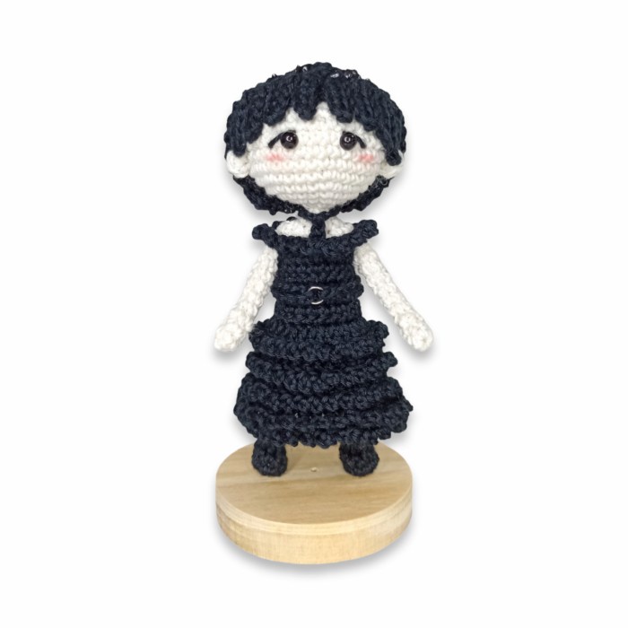 Jual Rya Wednesday Addams Boneka Amigurumi / Action Figure | Shopee ...