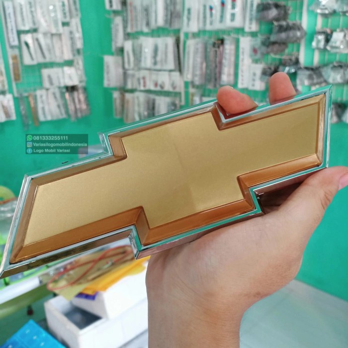 Jual Emblem Logo Chevrolet 19X7Cm Untuk Spin Trax Aveo Spark Captiva ...
