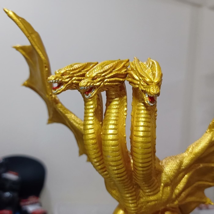 Jual Hot Sale!!! King Ghidorah Monster Godzilla Naga Emas Figure ...