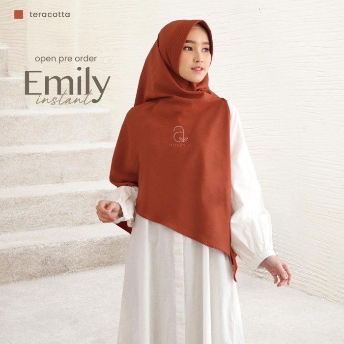 Jual Emily Azmeela Jilbab Instan Malay Crinkle | Shopee Indonesia