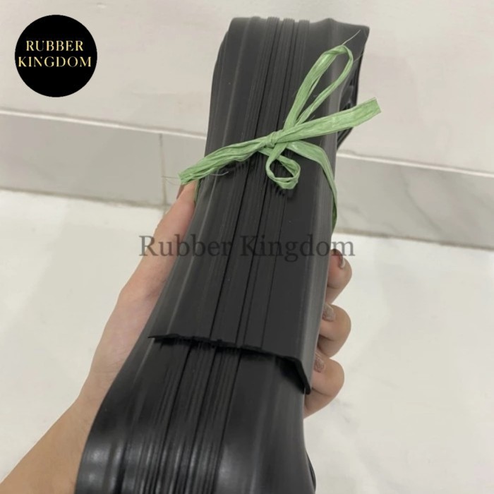 Jual 1 ROLL KARET ANTI SLIP STEP NOSING LIS TANGGA 4 METER - TIPE 3 ...