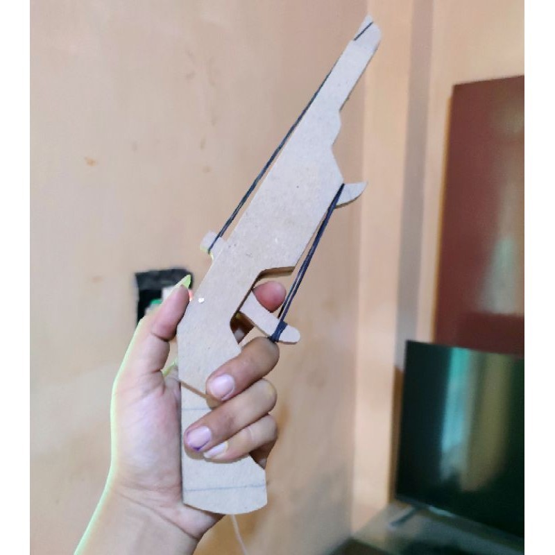Jual Pistol mainan kayu SG Kayu Polos FF tembakan karet | Shopee Indonesia