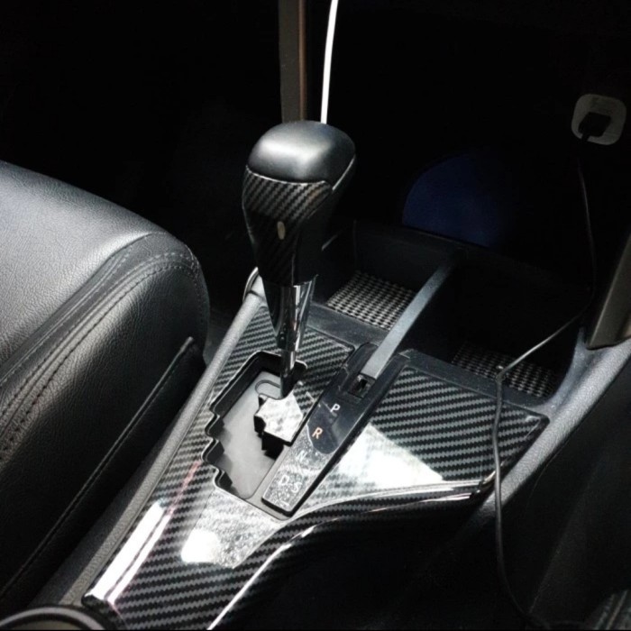 Jual shift knob knop shift Carbon innova reborn All new Fortuner 2022 ...
