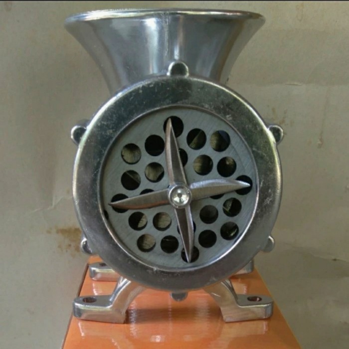 Jual Kualitas terbaik] Alat Penggiling Daging Dan Cetak Pelet 4 Mata ...