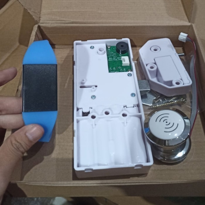 Jual Kunci Locker Rfid 125Khz 13.56Mhz / Kunci Locker Proxy Mifare ...