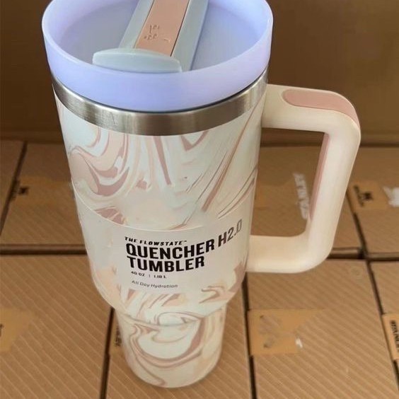 Jual Tumbler Stanley Quencher 1,18L 40oz Marble Pink / Botol minum ...