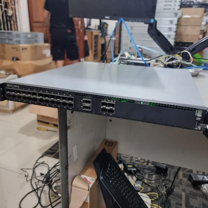 Jual Dell EMC Switch S4128F-ON 28x 10G SFP+ port 2 x 100G QSFP28 ONIE ...