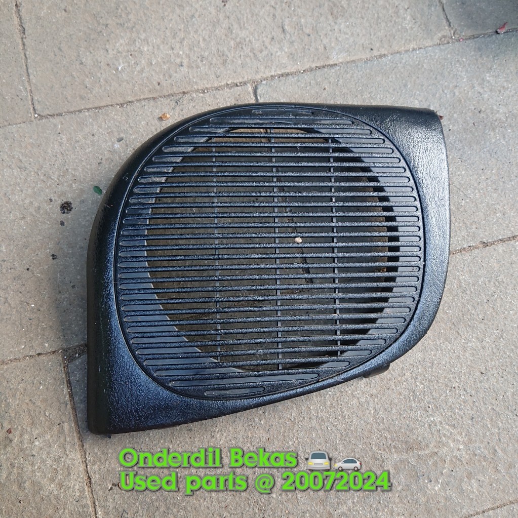 Jual ram speaker doortrim Kiri depan toyota corona absolute st191 ...