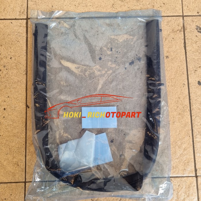 Jual Karet Kap Mesin Motor Fortuner Vrz Bagian Depan Original 53381 ...