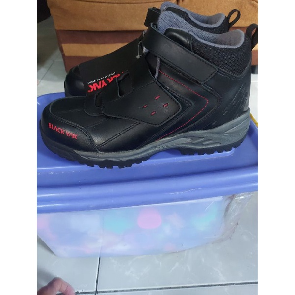 Jual sepatu safety black yak | Shopee Indonesia