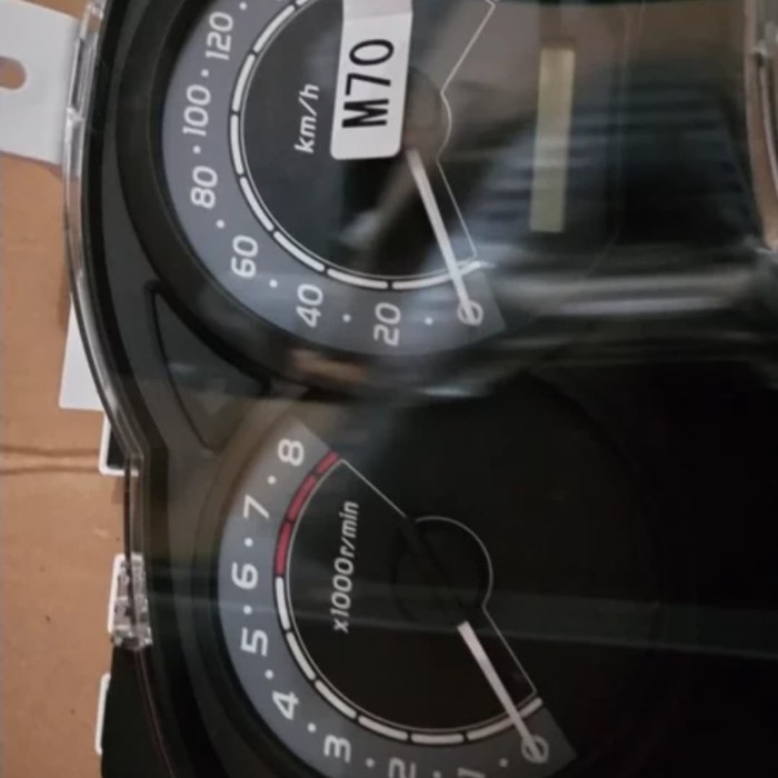 Jual Otomotif Speedometer Innova Manual Tipe G Original | Shopee Indonesia
