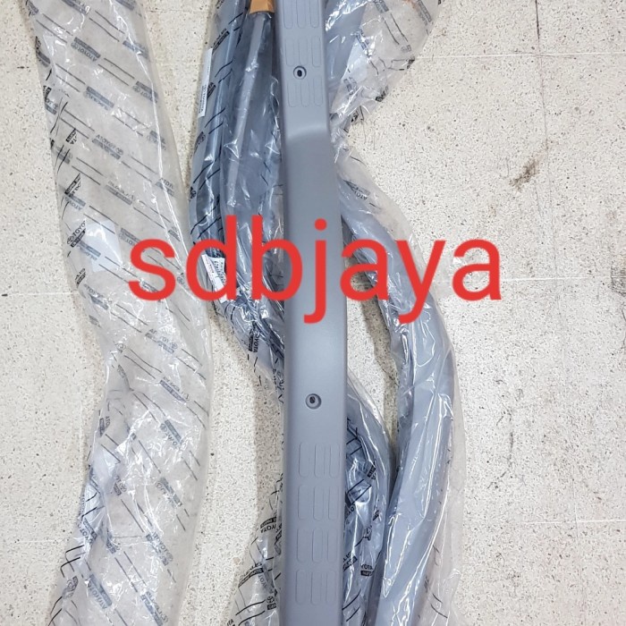 Jual List Penjepit Karet Karpet Dyna Saurus Hino Dutro Asli Original ...