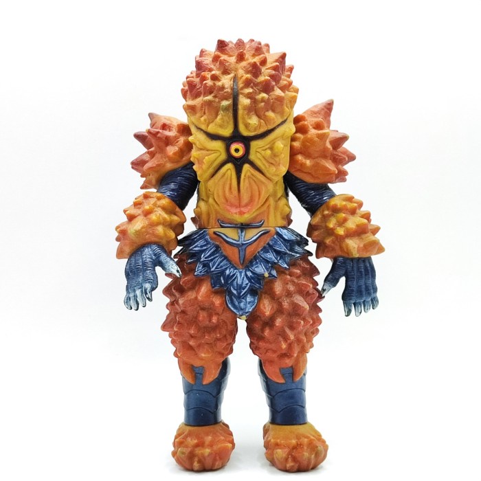 Jual bandai ultraman cosmos ragstone kaiju ultra monster series ...
