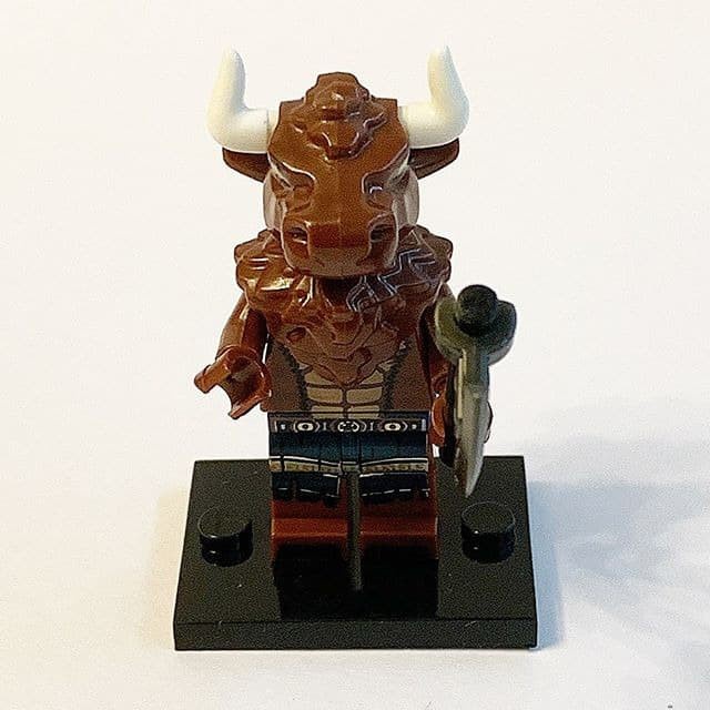 Jual lego minifigures series 6 : minotaur (acc+baseplate) | Shopee ...