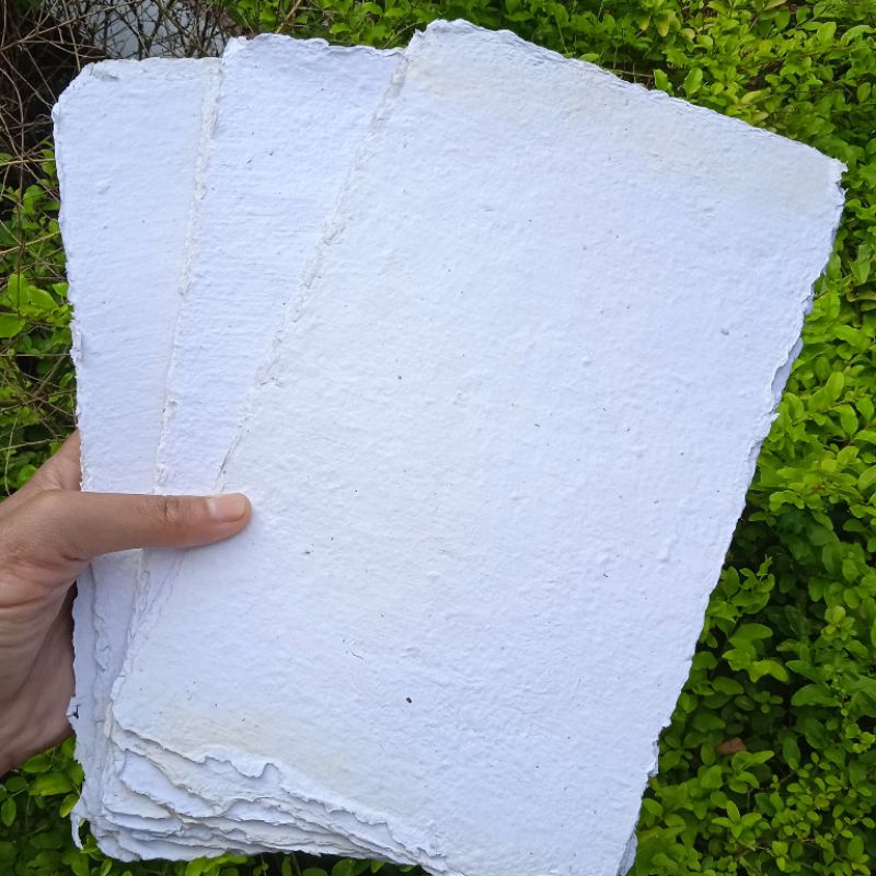 Jual KERTAS DAUR ULANG (25 X 15) / RECYCLE PAPER / HANDMADE ...