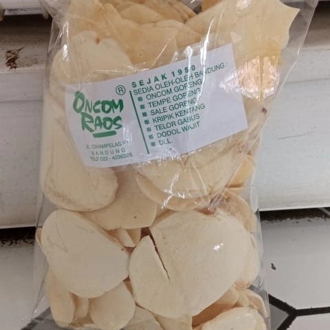 Jual KERIPIK KENTANG PUTIH ONCOM RAOS 200GR | Shopee Indonesia