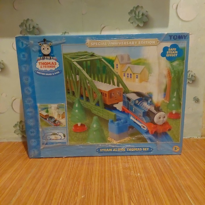 Jual [Original] Plarail Steam Along Thomas Set Like New Takara Tomy ...