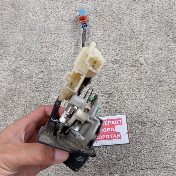 Jual Door Lock Doorlock Plus Actuator Pintu Bagasi Honda Jazz Gd3 Atau ...