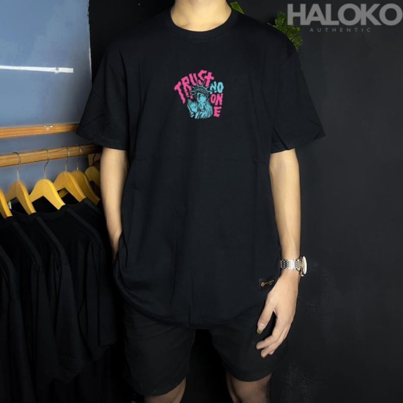 Jual T-shirt haloko trust one true original | Shopee Indonesia
