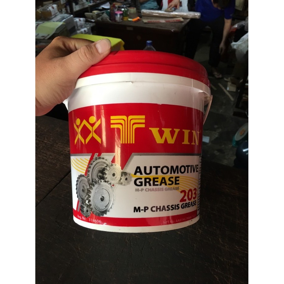 Jual 1 EMBER GEMUK GREASE PELUMAS TWIN M-P CHASSIS GREASE 203 BLACK ...