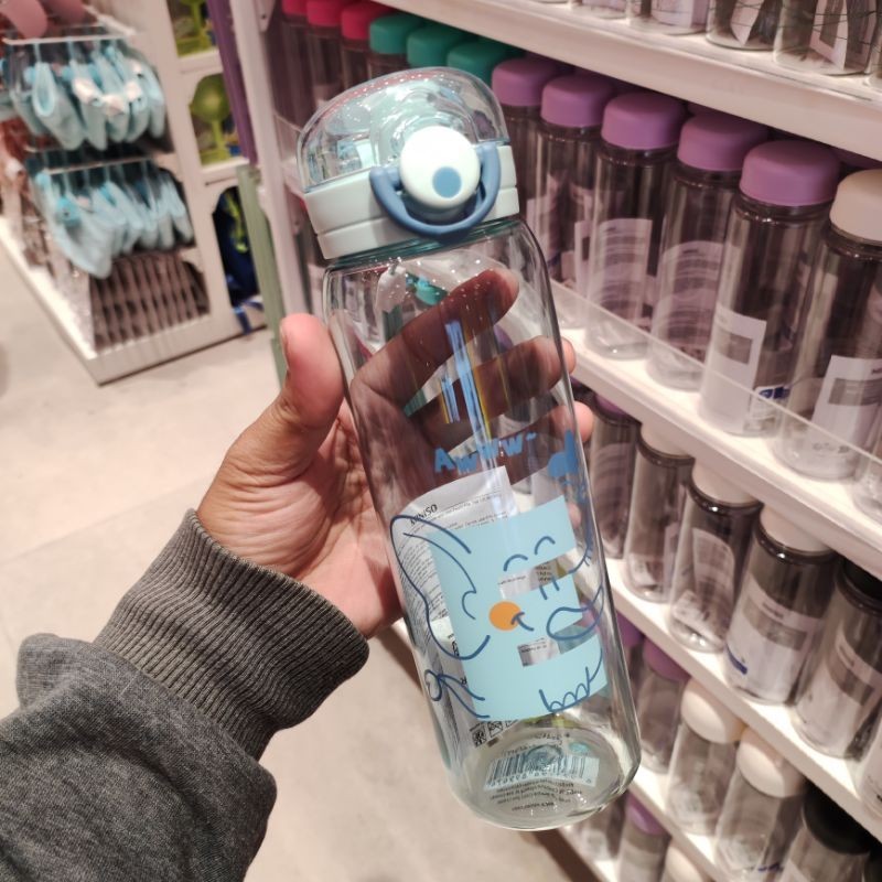 Jual Botol Minum Sekali Klik - MINISO Plastic Cool Water Bottle With ...