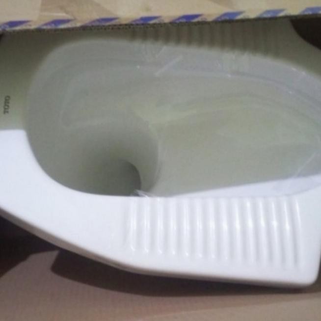 Jual New Stock Produk Terbaru Closed Jongkok Toto Ce9/Closet Toto Ce9 ...