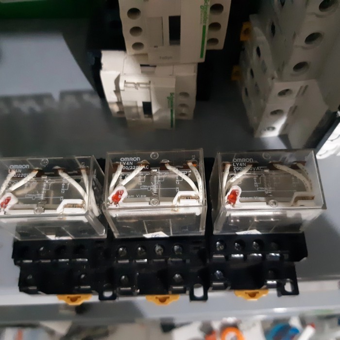 Jual For Sale Relay Omron Ly4N 220V+Soket Harga Khusus | Shopee Indonesia Jual For Sale Relay Omron Ly4N 220V+Soket Harga Khusus | Shopee Indonesia
