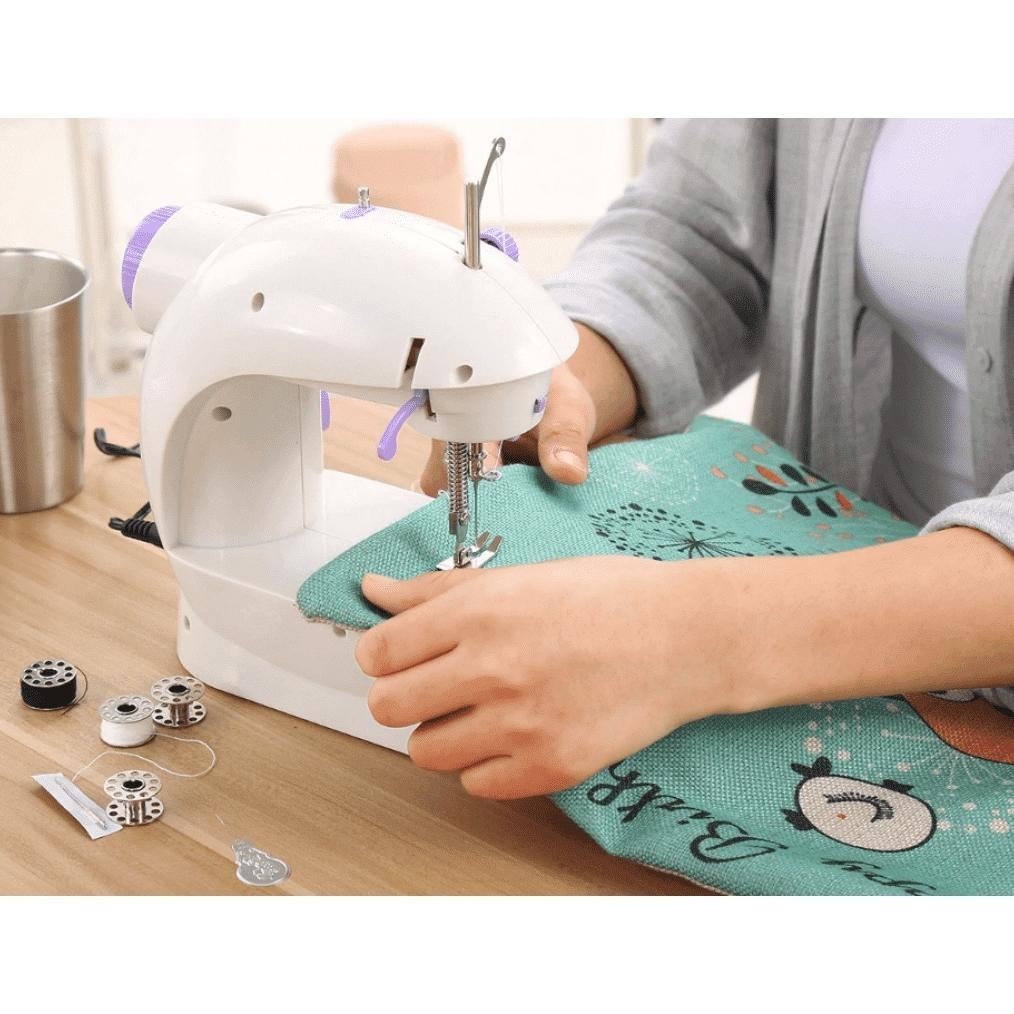Jual Mesin Jahit Mini Portable Sm-202A / Sewing Machine Elektrik With ...