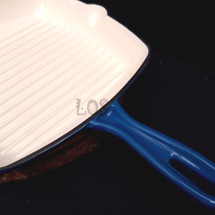 Jual Model Lodge Wajan Besi Cor Cast Iron Enamel Square Grill Pan 27 ...