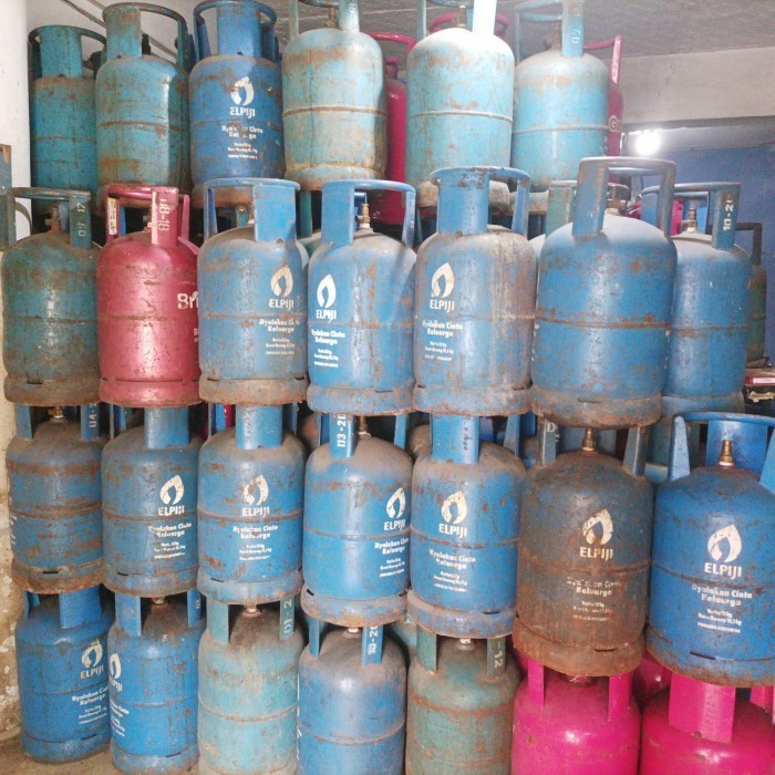 Jual TABUNG GAS ELPIJI 12 KG KOSONGAN Biru | Shopee Indonesia