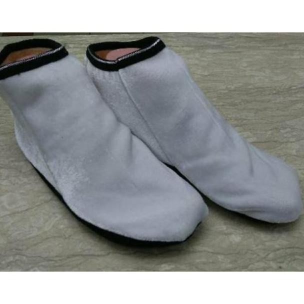 Jual Ekspresif Kaos Kaki Sepatu Tawaf Tinggi Perlengkapan Haji Dan ...