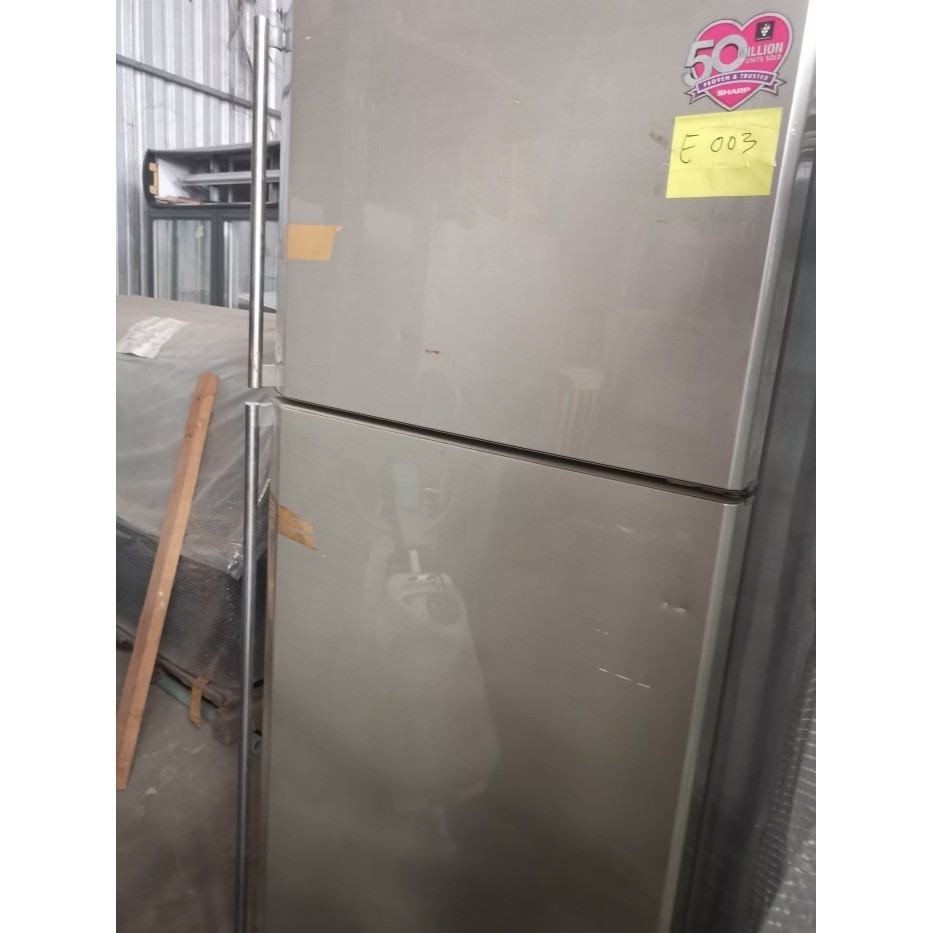Jual Chiller kulkas 2 pintu Merk SHARP | Shopee Indonesia
